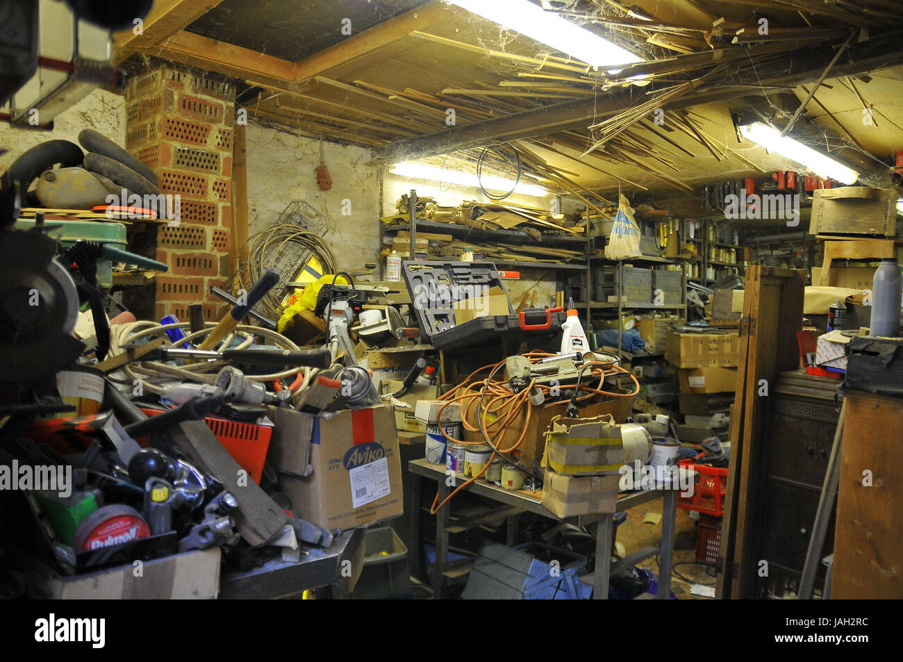 Untidy mess hi-res stock photography and images - Alamy