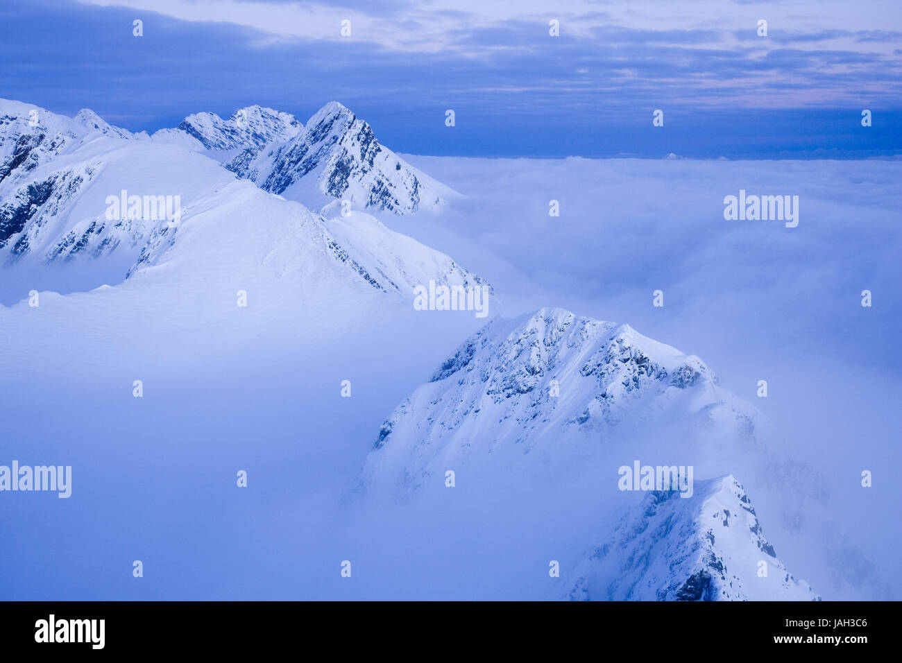 View of the Hafelekarspitze to the east direction Rumerspitze ...