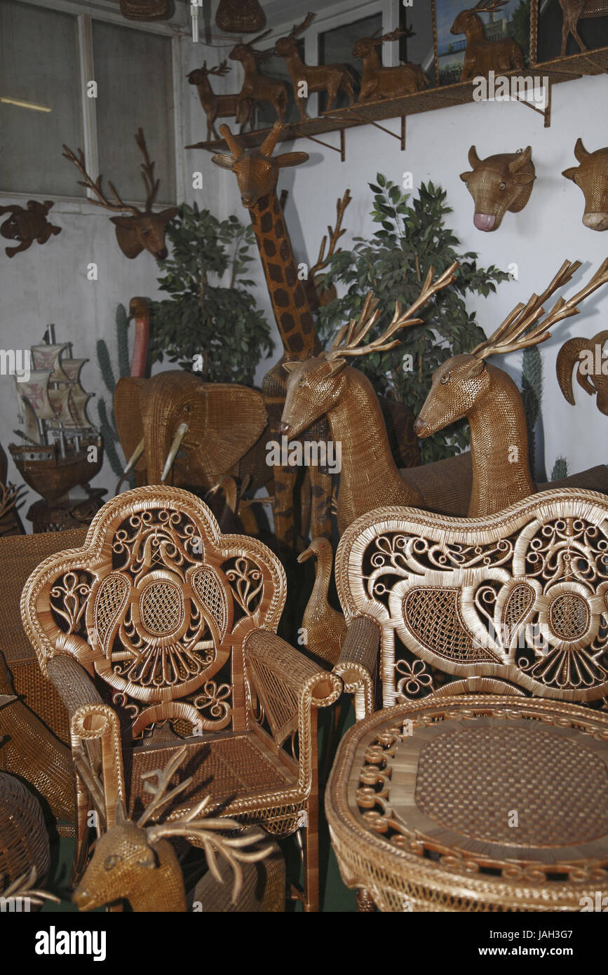 Animal wickerwork hi-res stock photography and images - Alamy