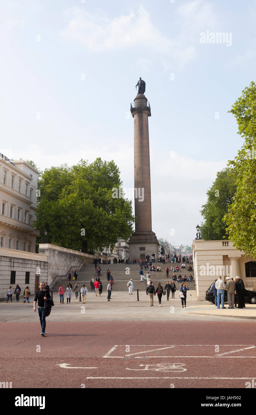 London, United Kingdom, 6 may 2017: people around duke of york column ...