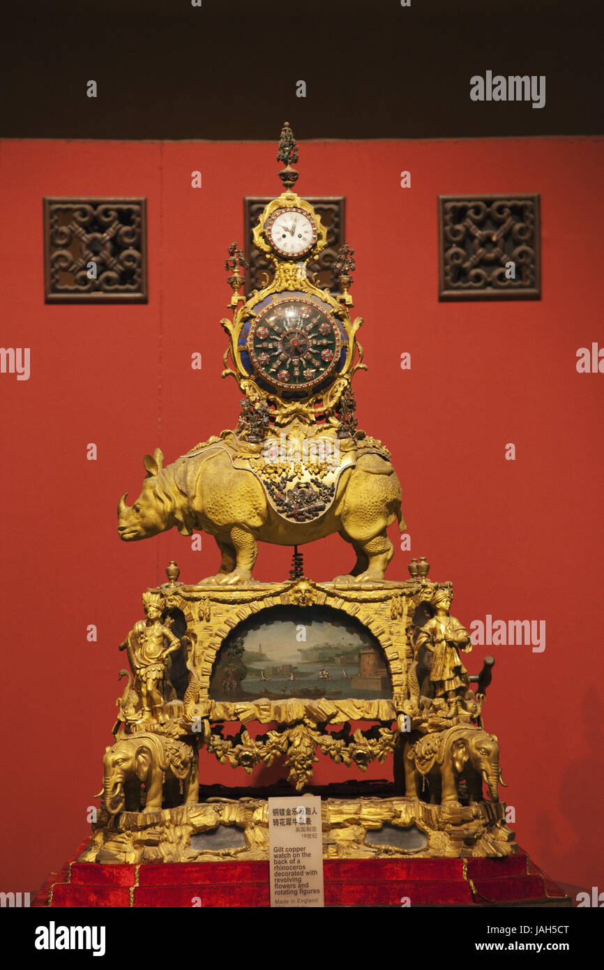 Clock museum forbidden city beijing hi-res stock photography and images ...