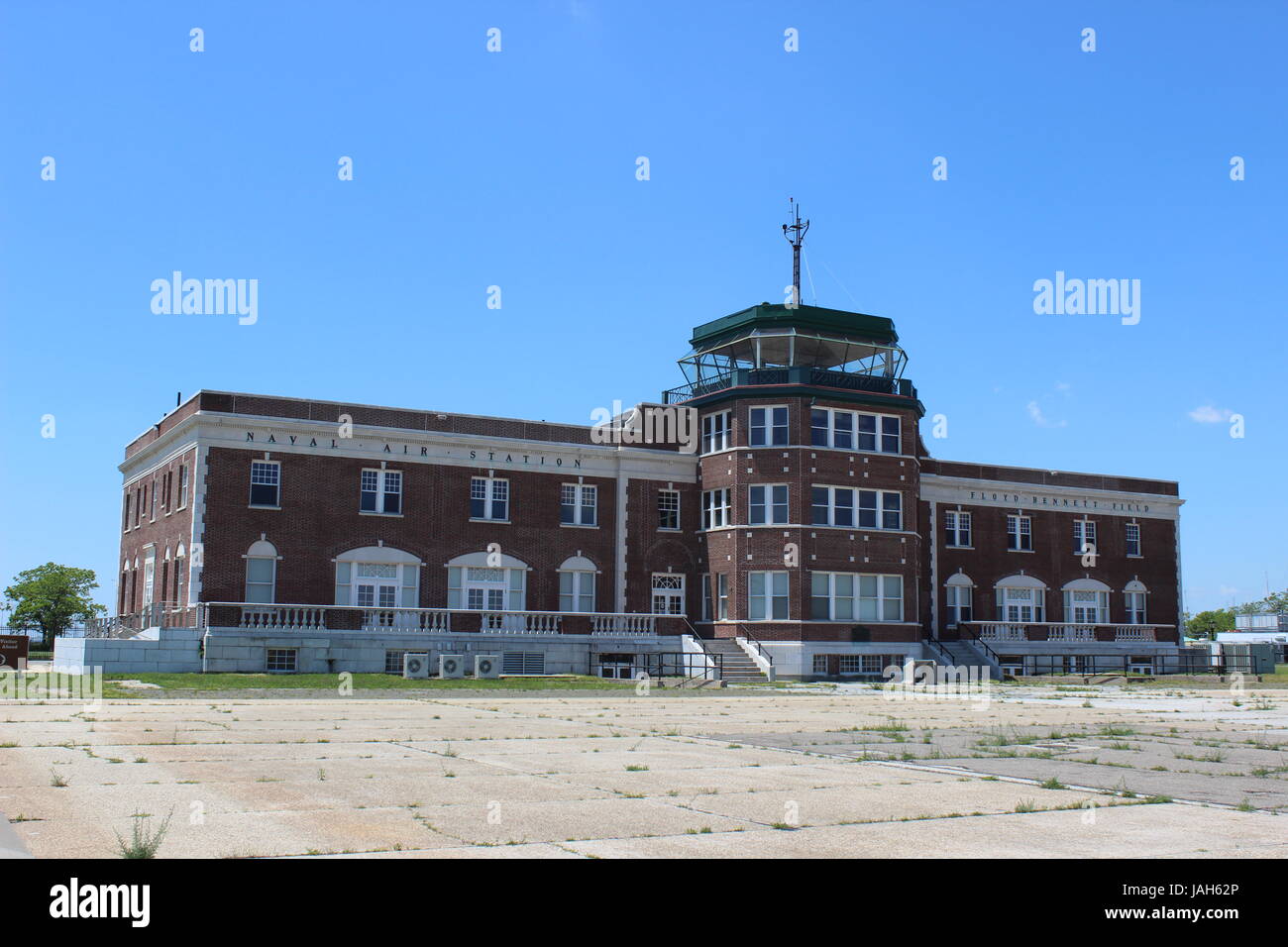 Administration Building, Floyd Bennett Field, Brooklyn, New York Stock ...