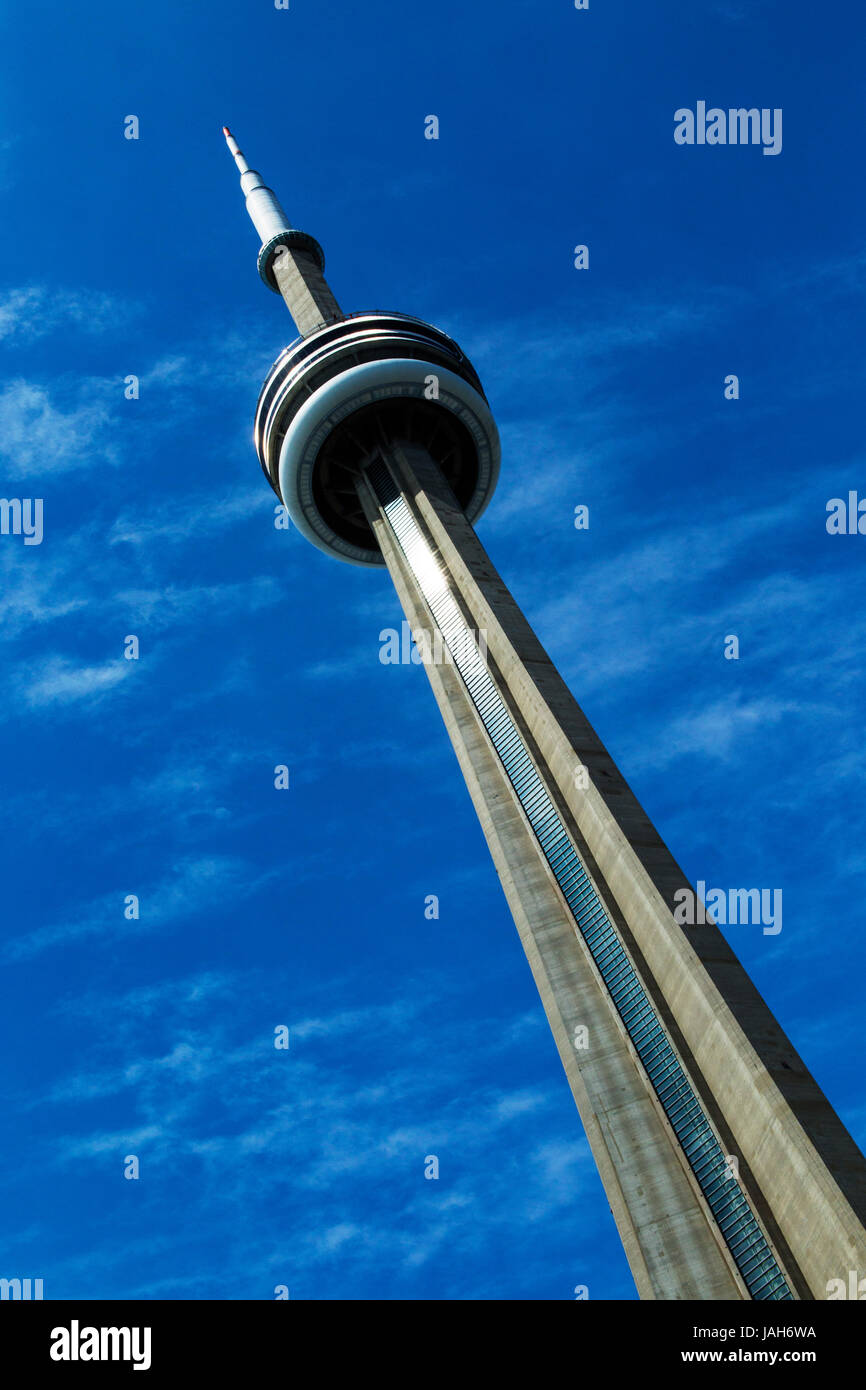 Toronto tallest hi-res stock photography and images - Alamy