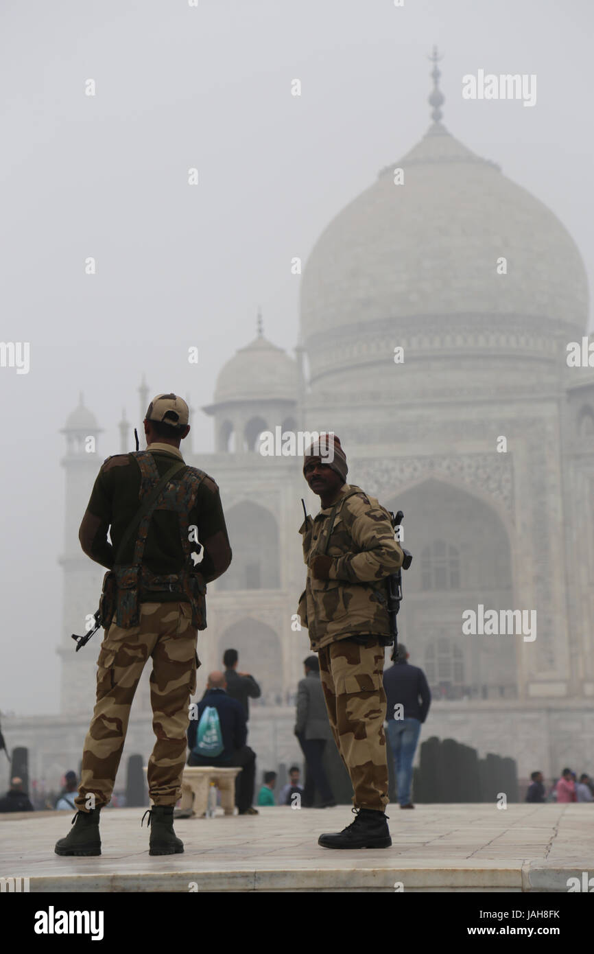 military soldiers in front of the mausoleum of Taj Mahal, Agra, State ...