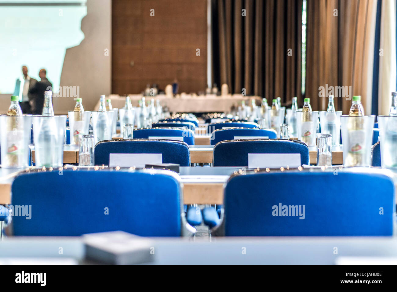 Conference speaker college hi-res stock photography and images - Alamy