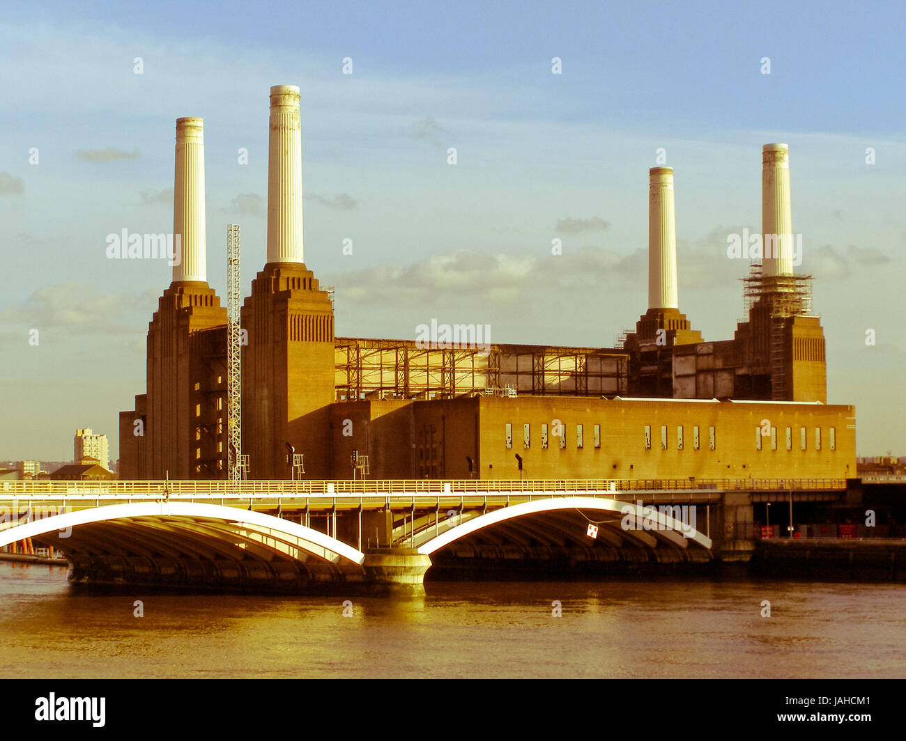 Vintage look Picture of London Battersea powerstation abandoned factory ...