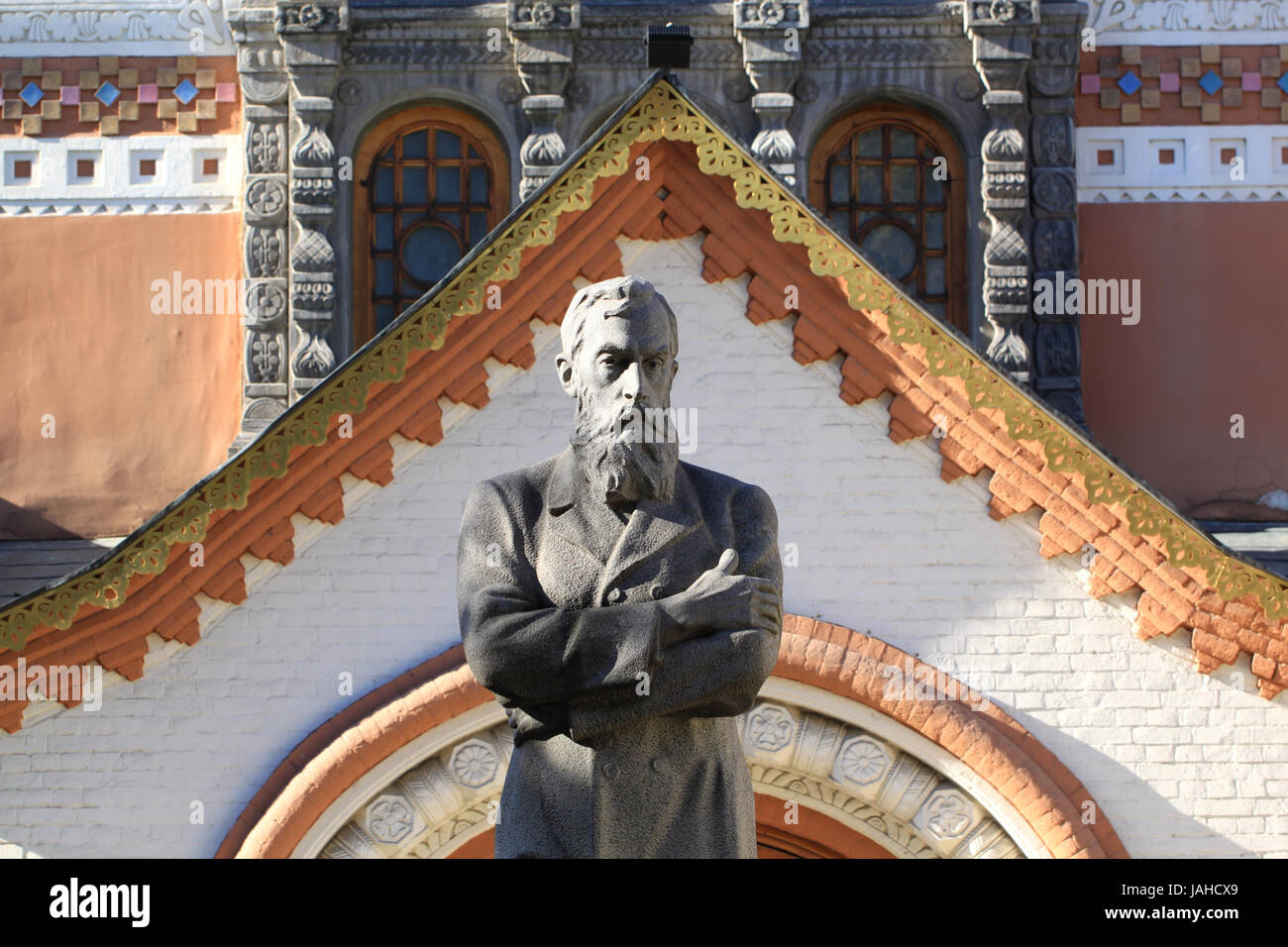 The monument to Pavel Mikhailovich Tretyakov about Tretyakov Gallery ...