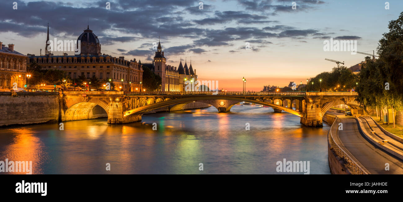 Sony photography paris hi-res stock photography and images - Alamy