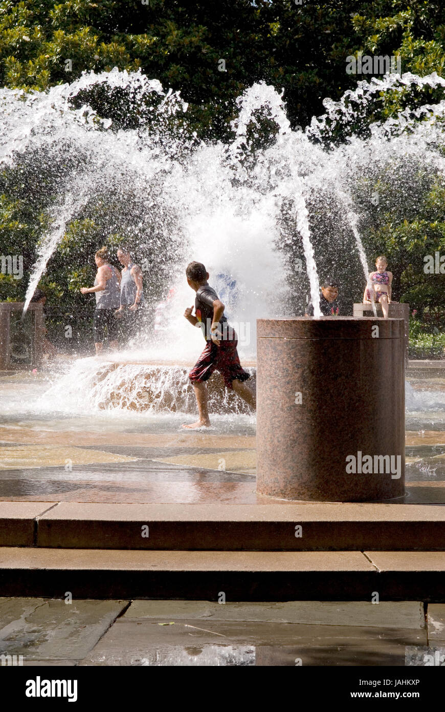 Splash Fountain Waterfront Park in Charleston, South Carolina, USA ...