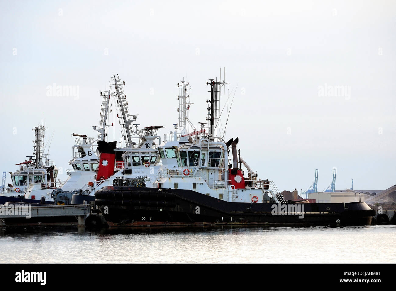 The ship beside quay ship hi-res stock photography and images - Alamy