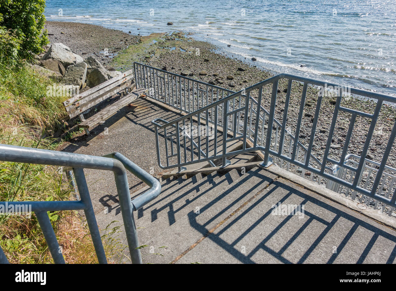 Stairs lead down sea hi-res stock photography and images - Alamy