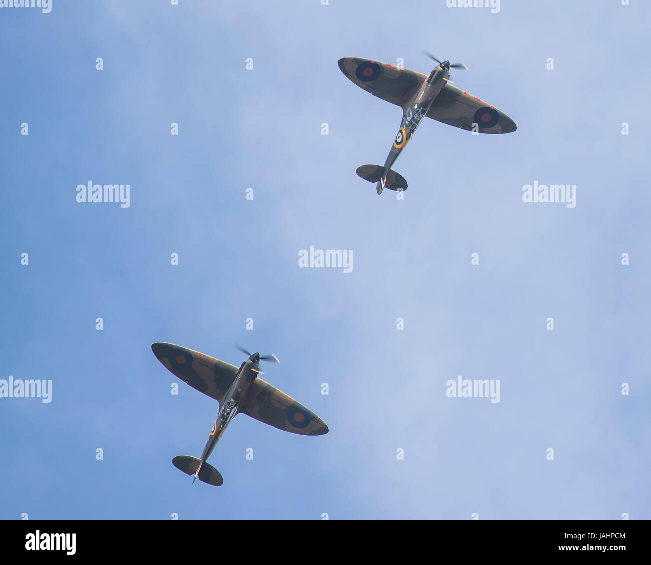 World war 2 spitfire aircraft hi-res stock photography and images - Alamy