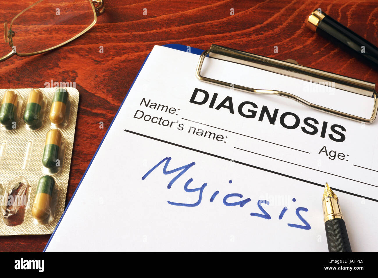 Myiasis hi-res stock photography and images - Alamy