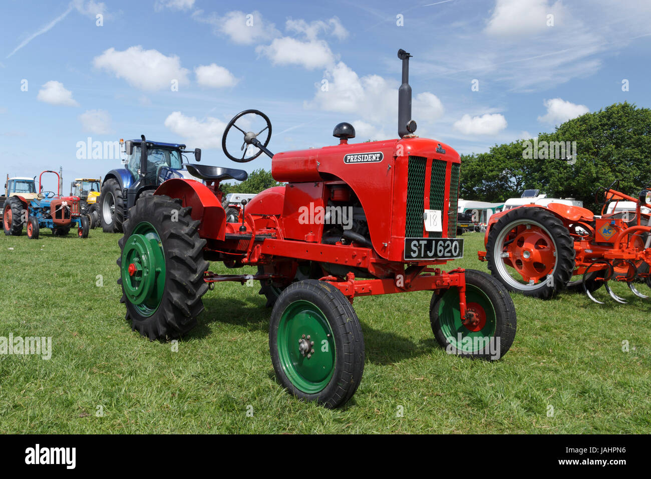 President tractor hi-res stock photography and images - Alamy