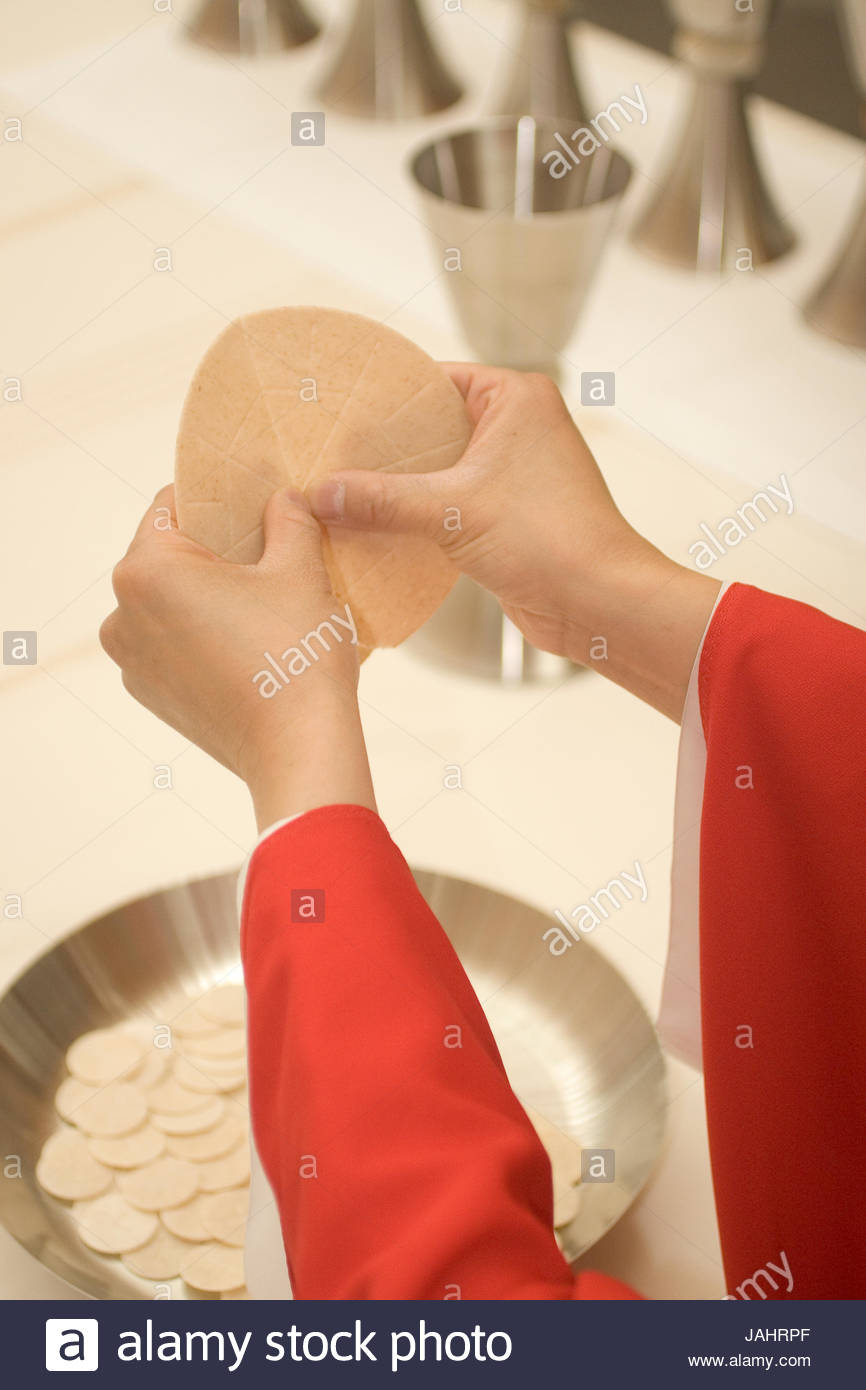 Holy Wafer Stock Photos & Holy Wafer Stock Images - Alamy