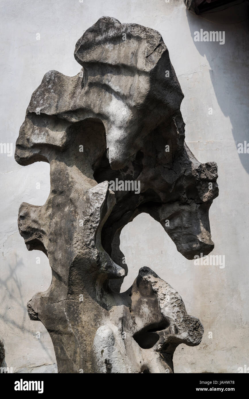 Suzhou chinese rock garden hi-res stock photography and images - Alamy