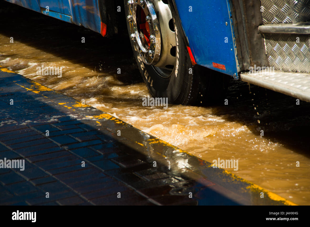 Bus lane closed sign hi-res stock photography and images - Alamy