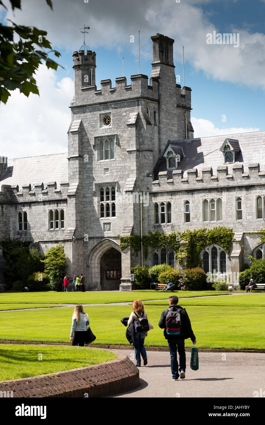 University college cork graduation hi-res stock photography and images ...