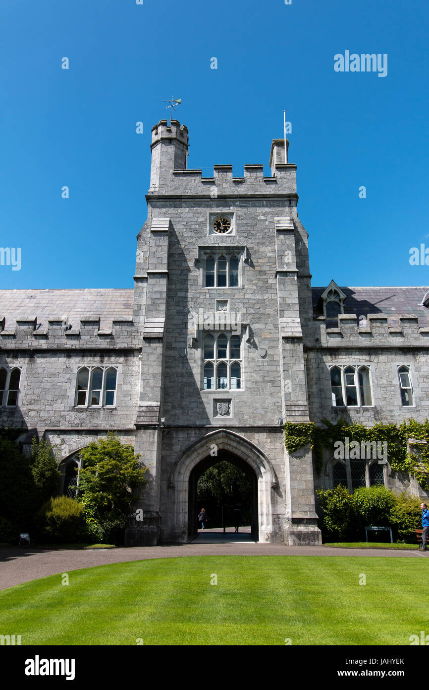 University college cork graduation hi-res stock photography and images ...