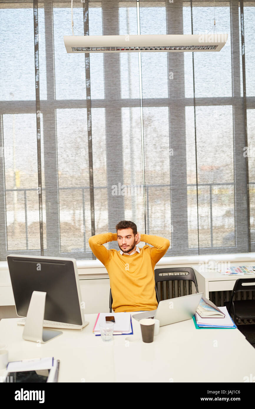 Computer company founder hi-res stock photography and images - Alamy