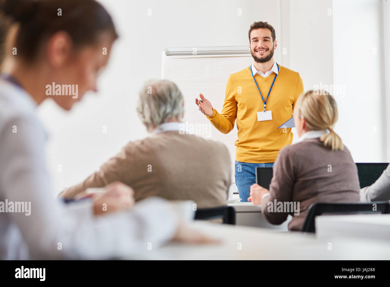 Lecture class hi-res stock photography and images - Alamy