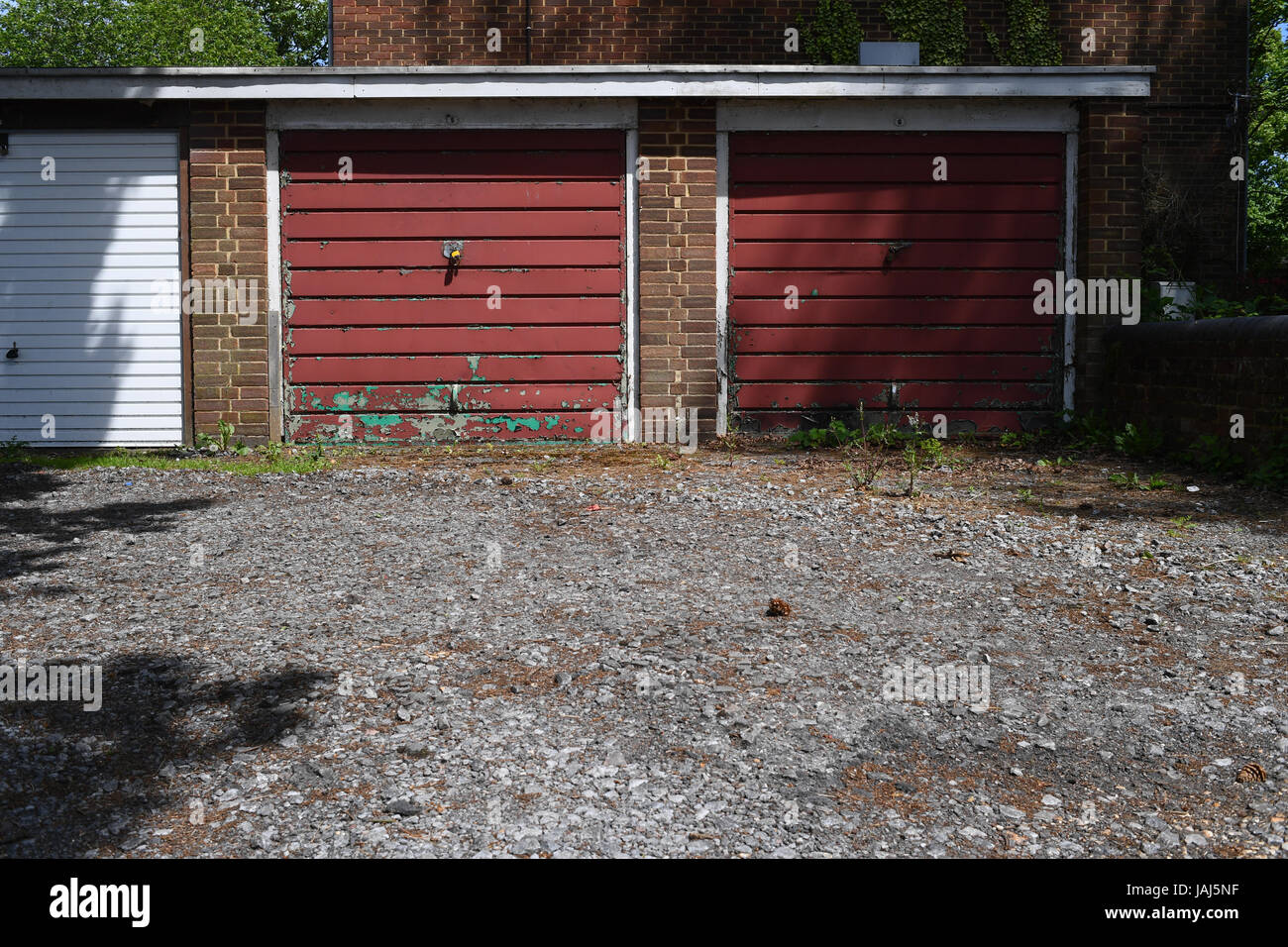Rundown Garage High Resolution Stock Photography and Images - Alamy