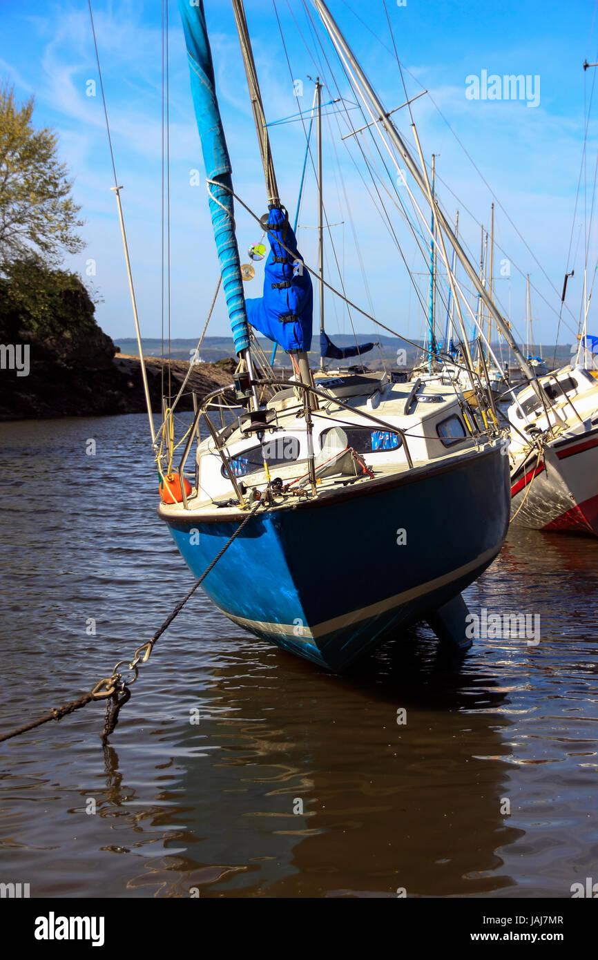 Cramond village hi-res stock photography and images - Alamy