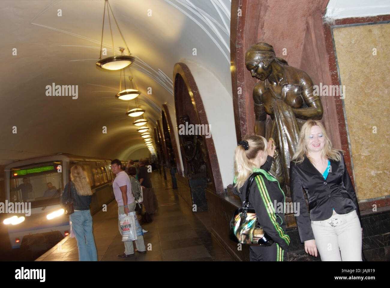 Revolution square moscow metro hi-res stock photography and images - Alamy