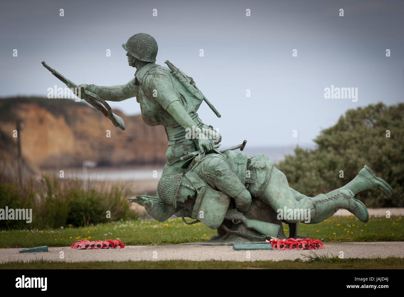 The statue commemorates the 29th Infantry Division, especially the ...