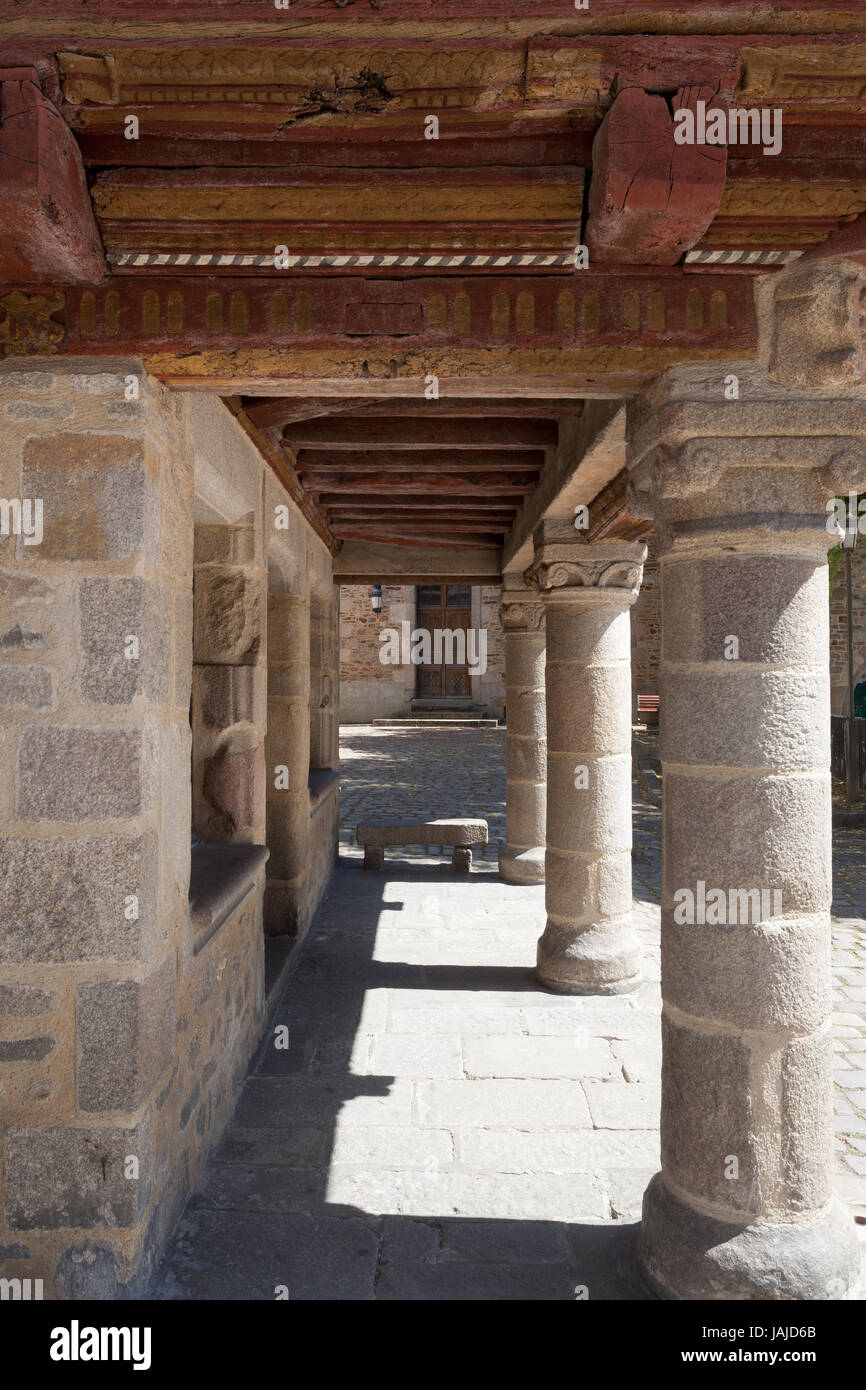 The medieval town of Dinan in Brittany, France Stock Photo - Alamy
