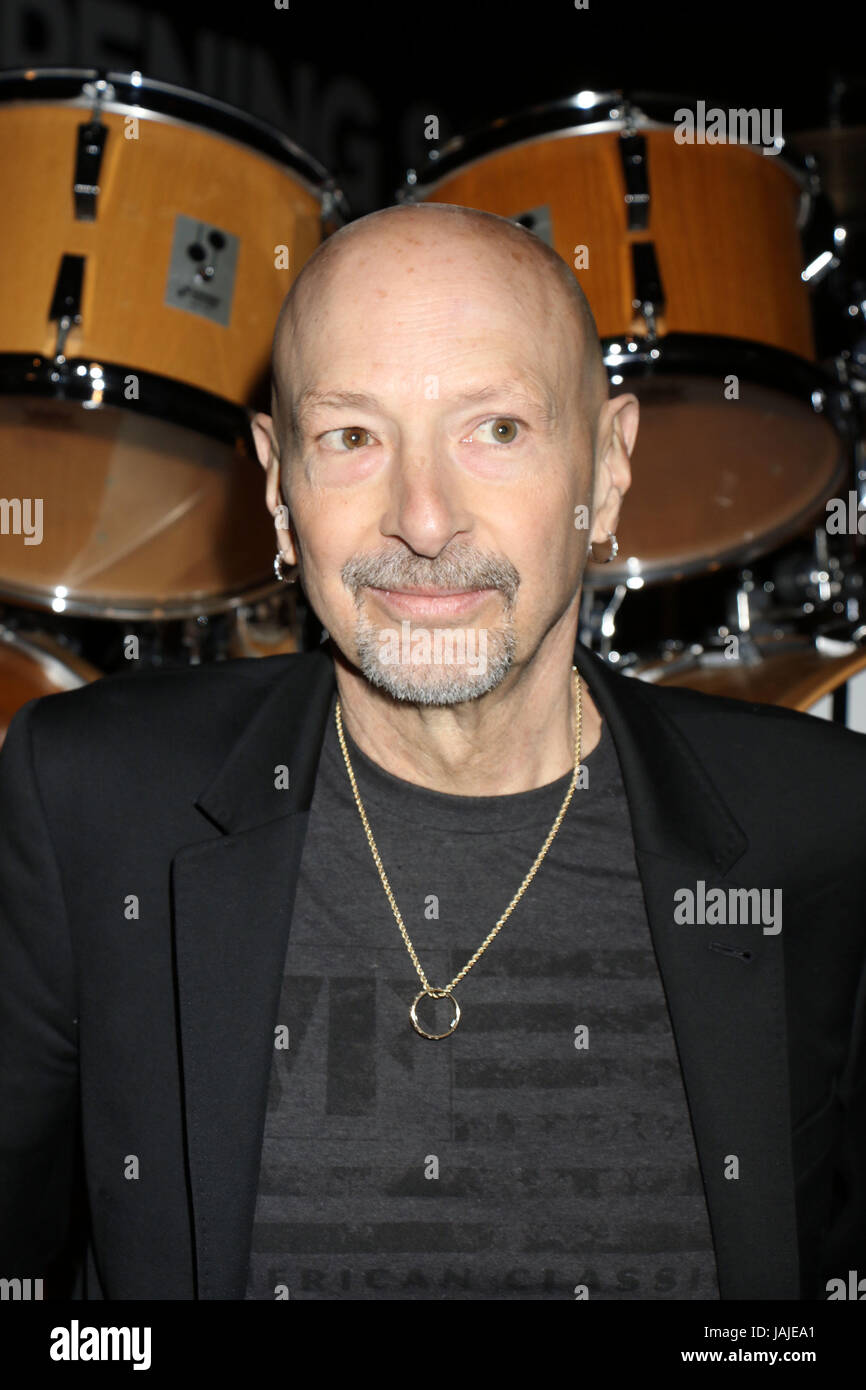 Steve smith journey hi-res stock photography and images - Alamy