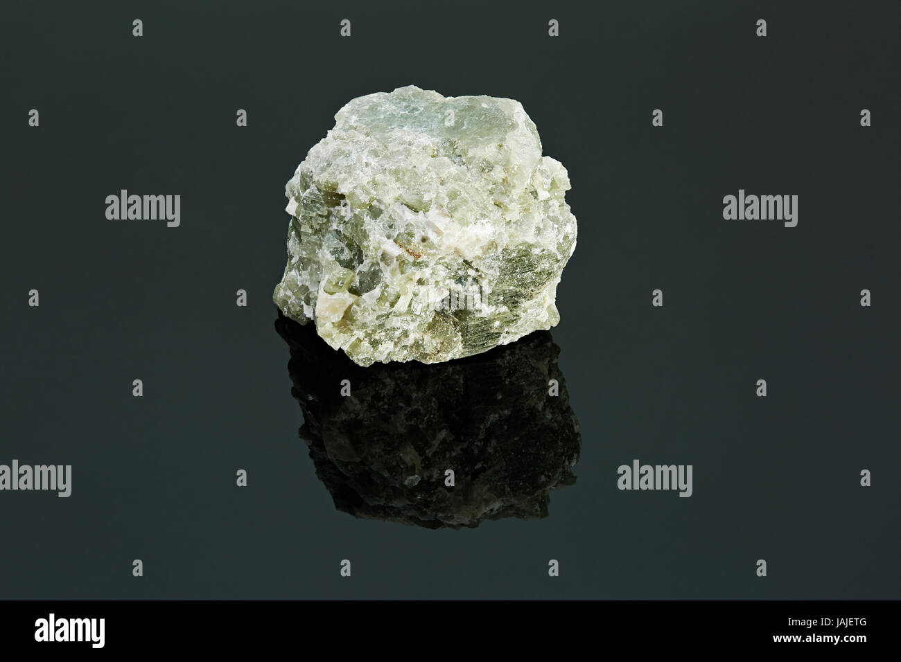 Pyroxene hi-res stock photography and images - Alamy