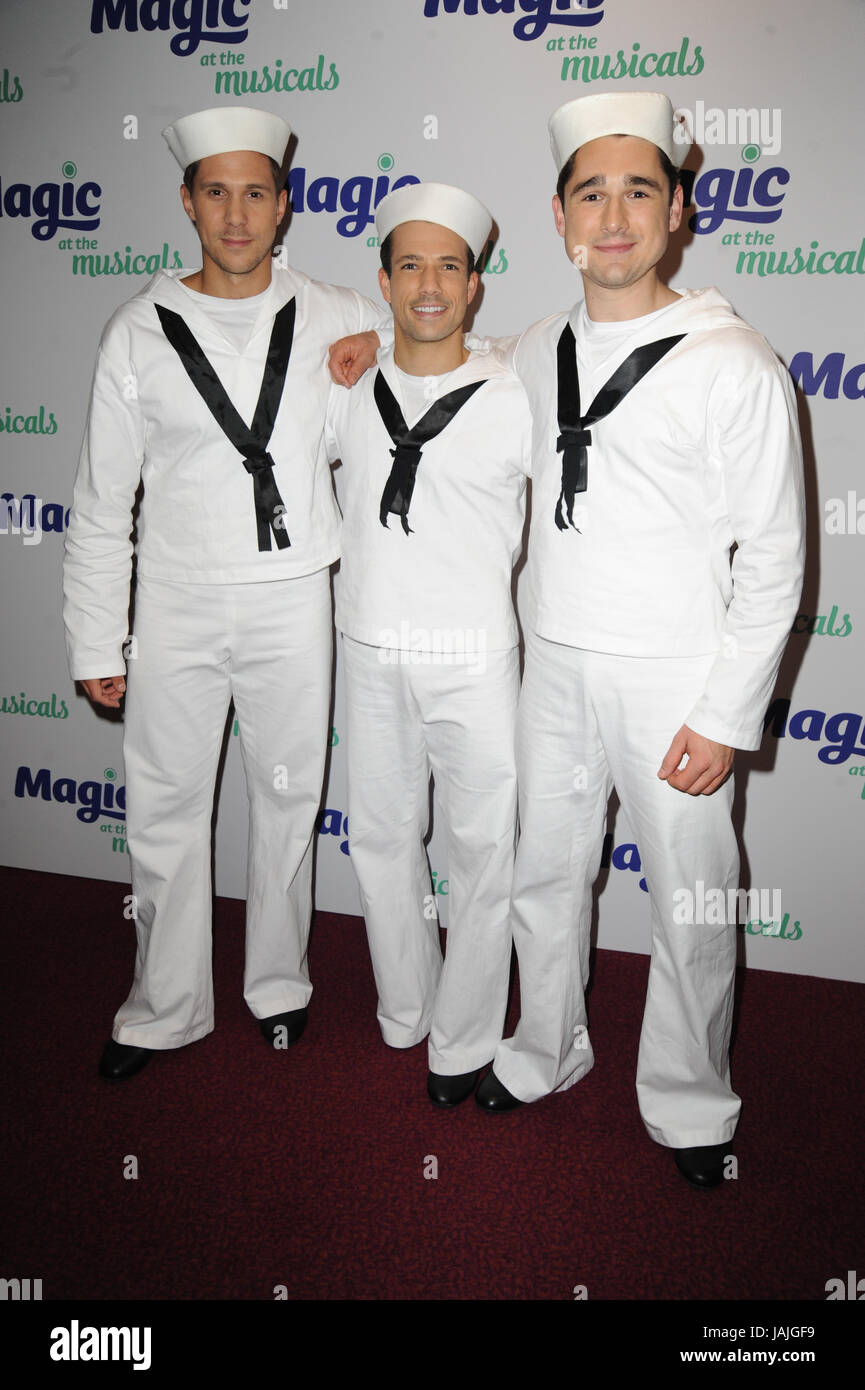 Celebs attend a one night only performance complete with a 60 piece ...