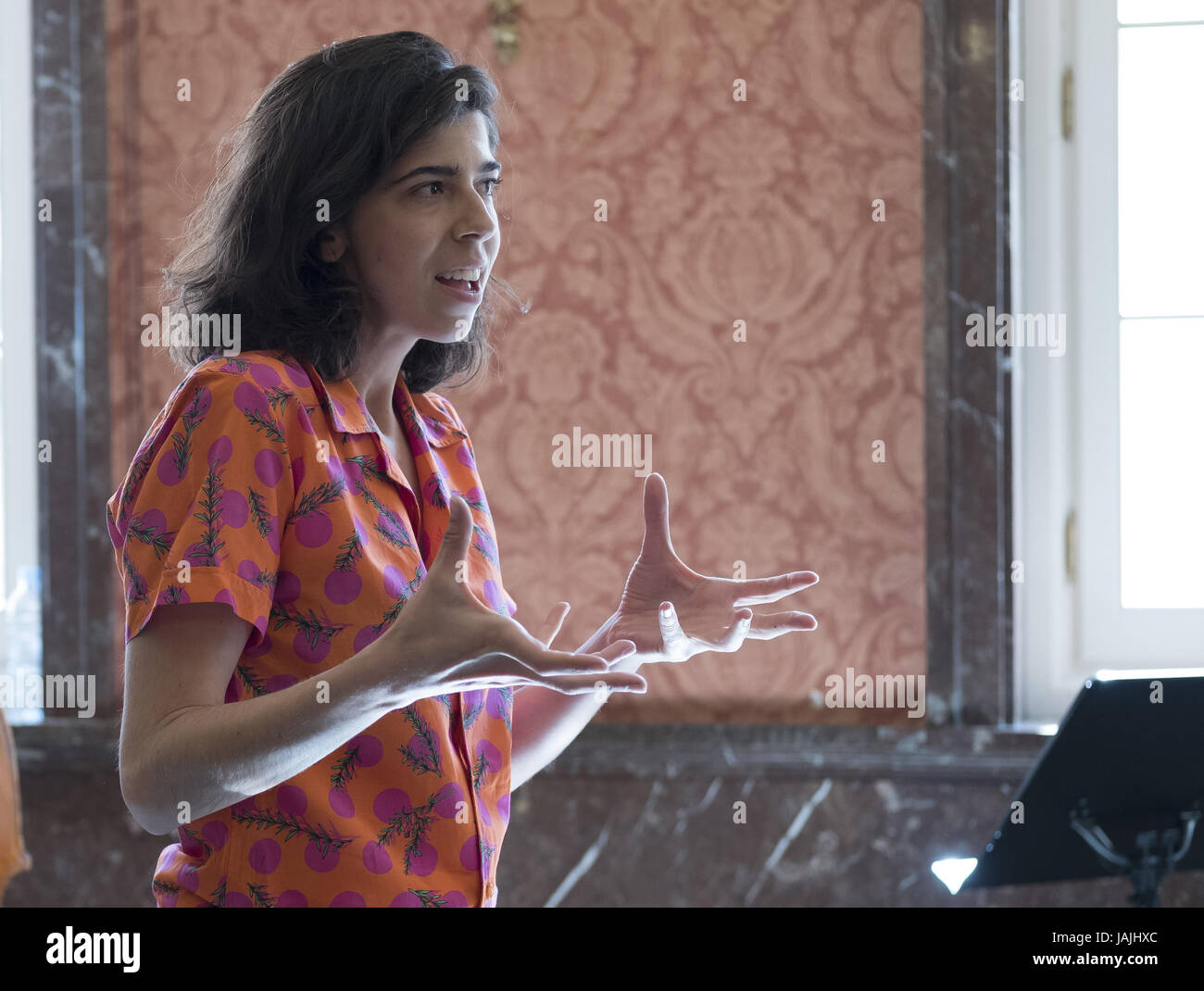 Julia de castro hi-res stock photography and images - Alamy