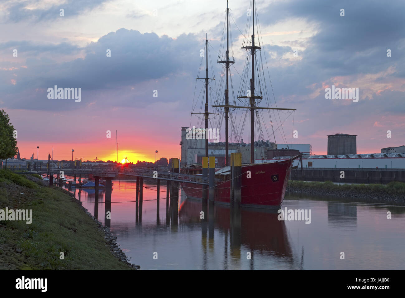 Germany,Bremen,Hanseatic town,the Weser,sailing ship in the high goal ...