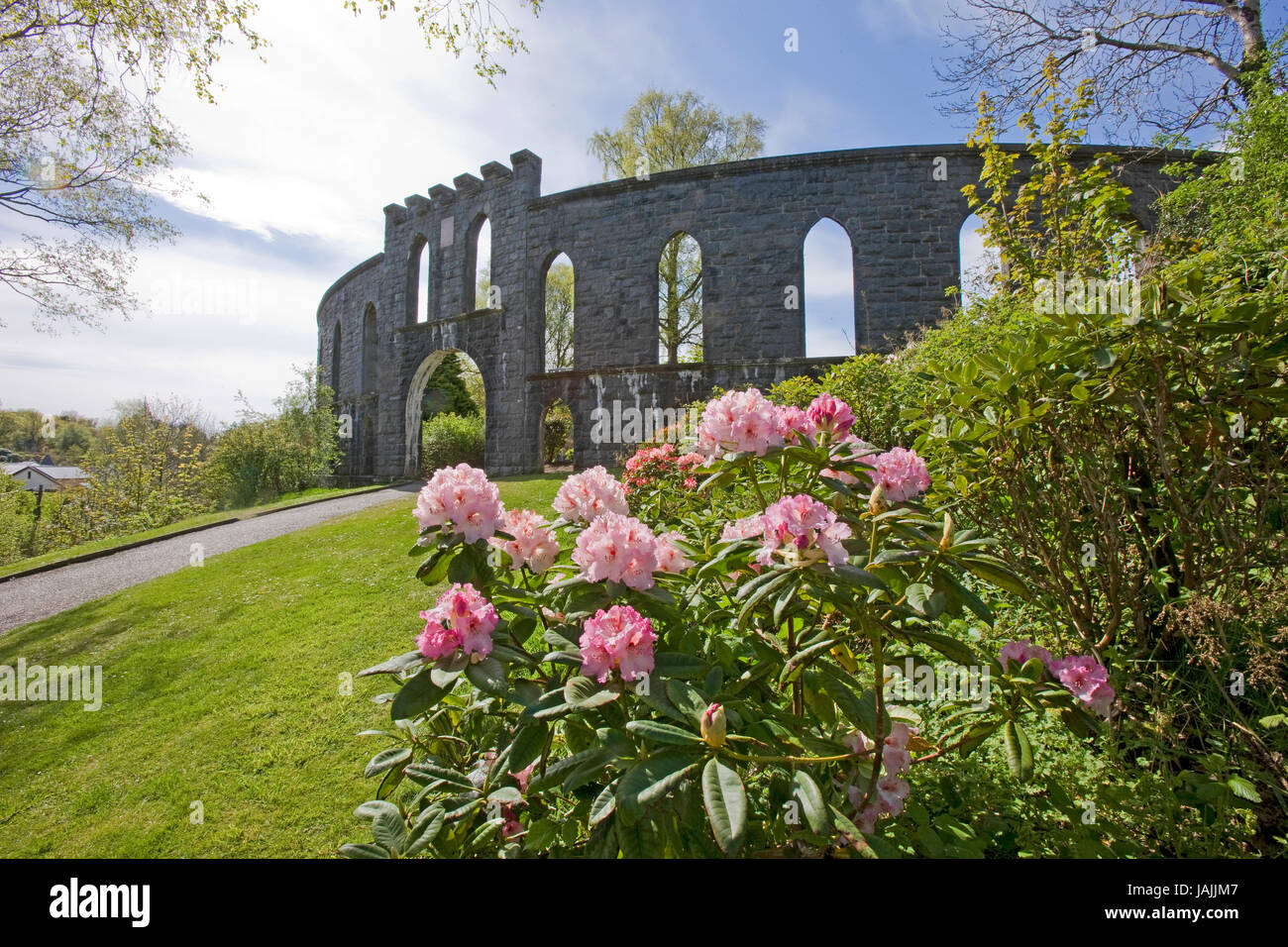 Mccaig’s tower oban hi-res stock photography and images - Alamy