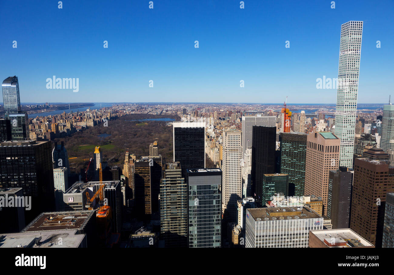 Rockefeller center international building manhattan hi-res stock ...
