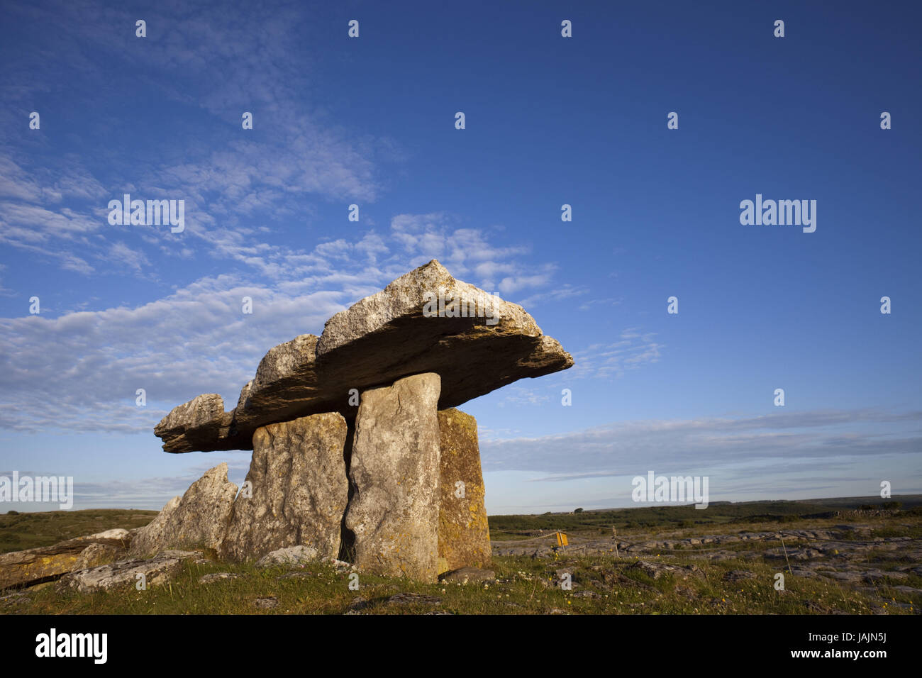 Ireland,county Clare,Burren,karstland,Poulnabrone dolmens Stock Photo ...
