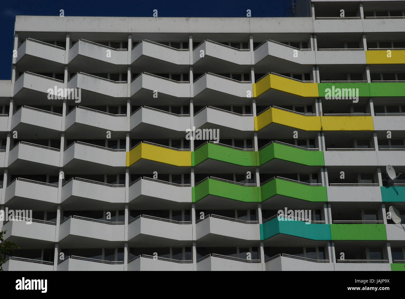 Damp in flats hi-res stock photography and images - Alamy