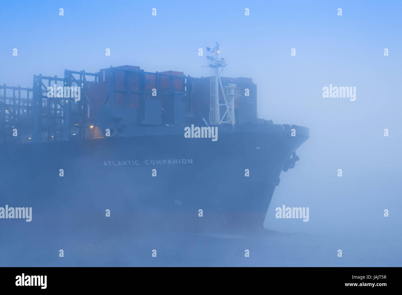 Germany,Hamburg,the Elbe,harbour,ship,container ship,bug,fog sea fog ...