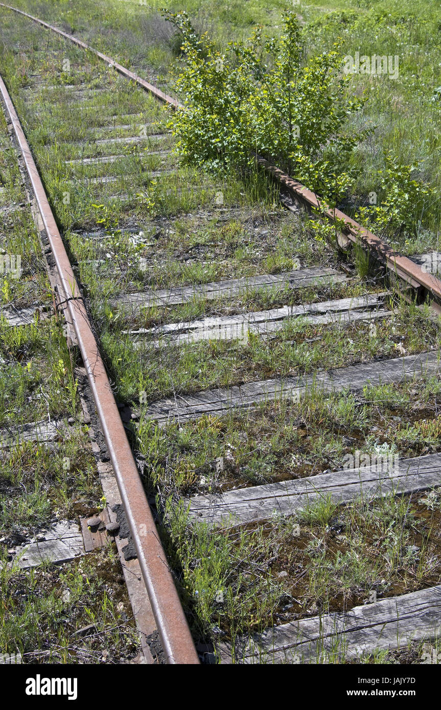 Disused train tracks grass hi-res stock photography and images - Alamy