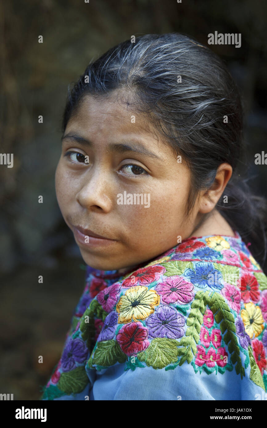 Maya woman mexico hi-res stock photography and images - Alamy