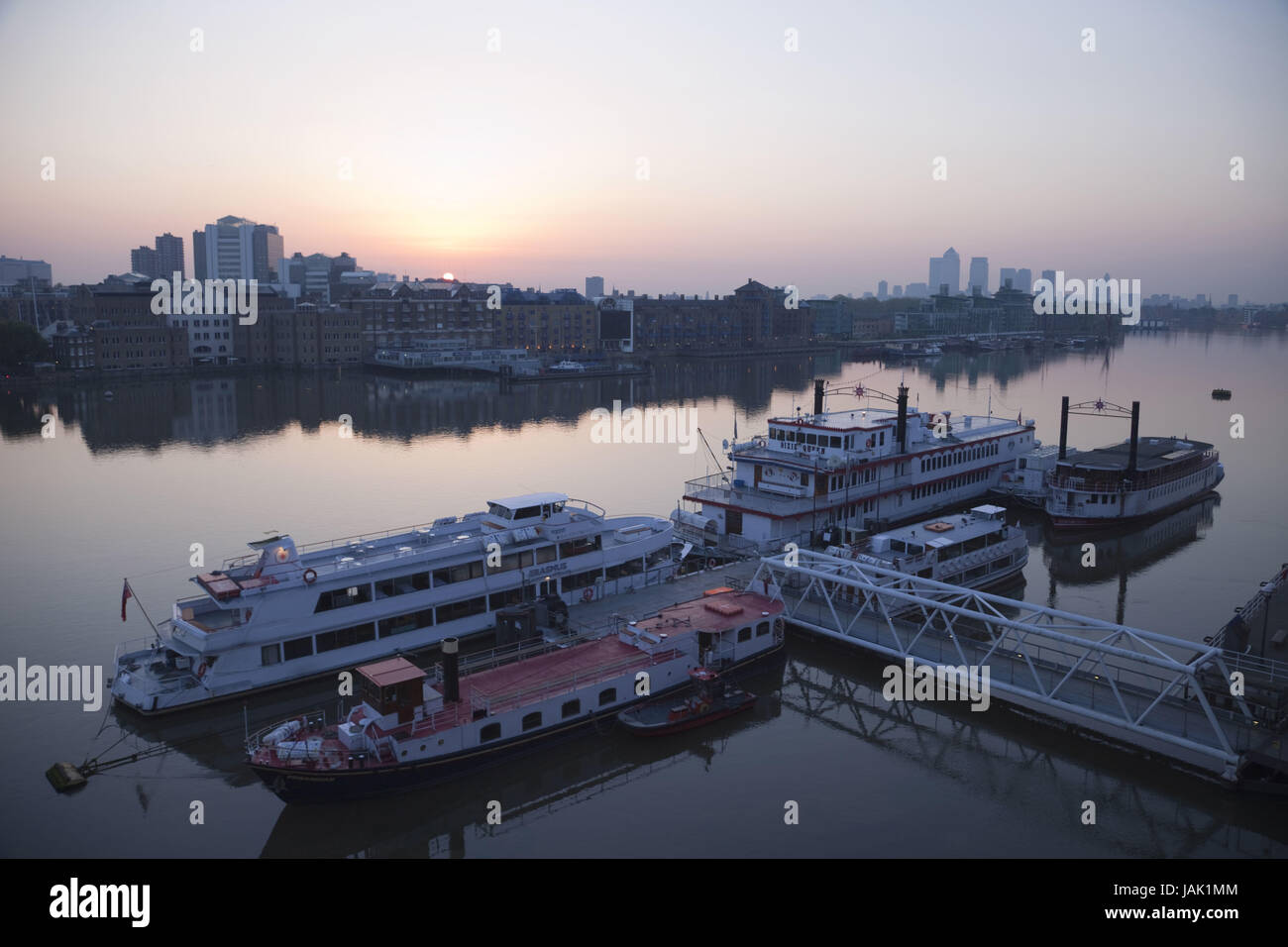 England,London,excursion boats,the Thames,dusk Stock Photo - Alamy