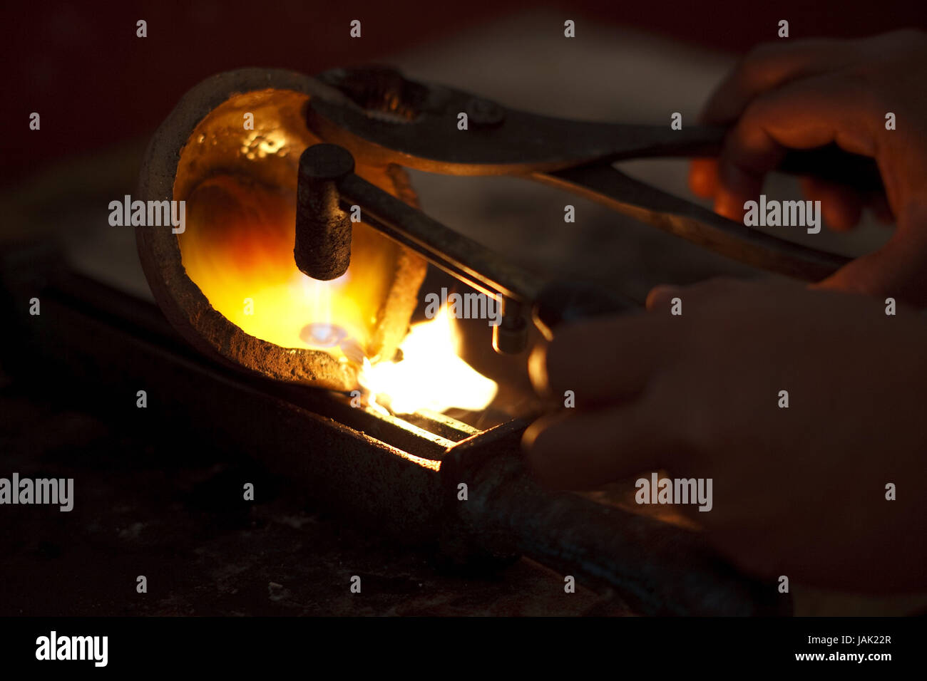 Hand cast silver hi-res stock photography and images - Alamy