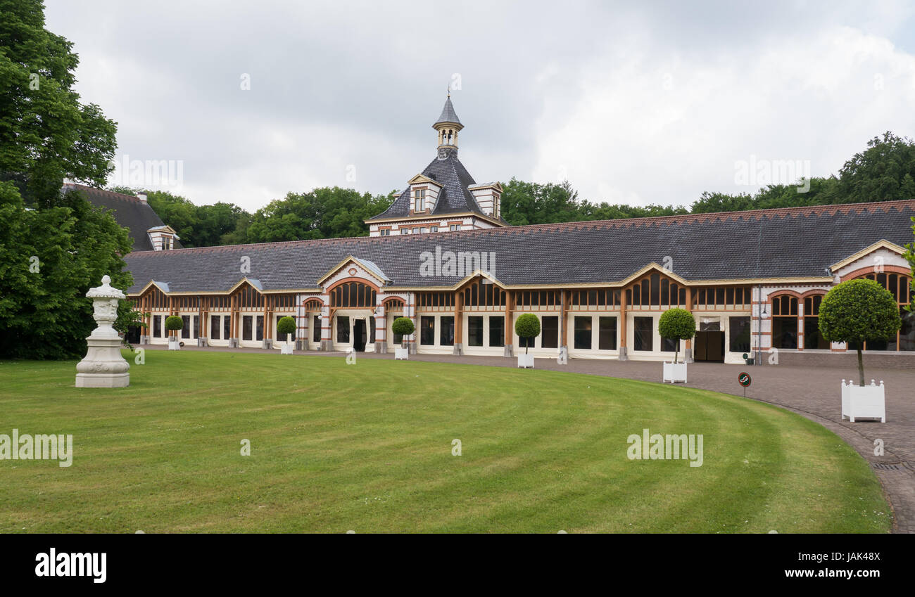 Dutch royal coach palace het hi-res stock photography and images - Alamy