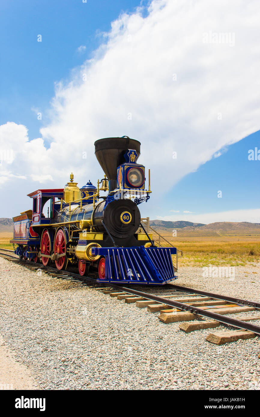 ´jupiter´ locomotive steam engine golden hi-res stock photography and ...
