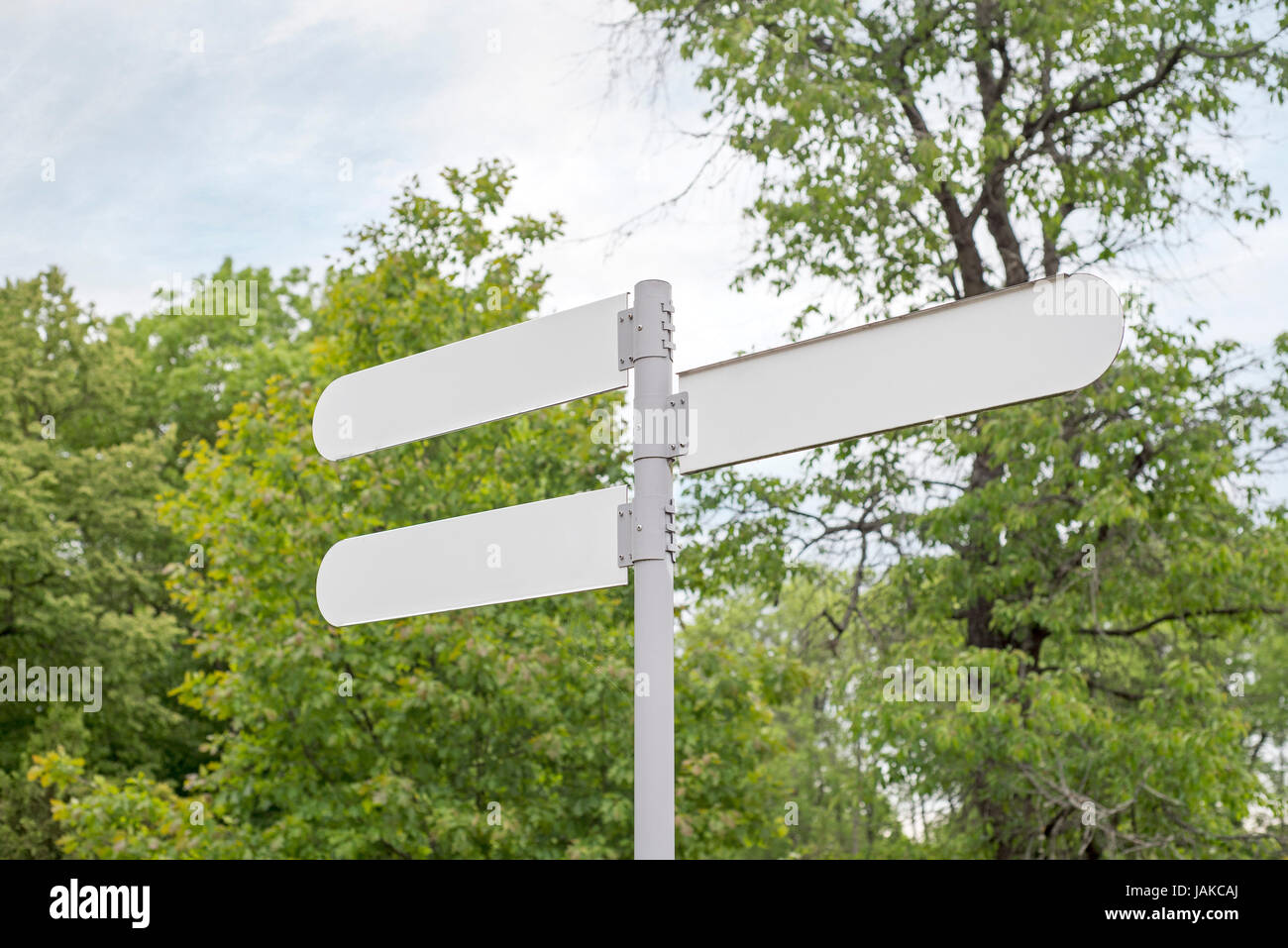 Blank three way sign post hi-res stock photography and images - Alamy
