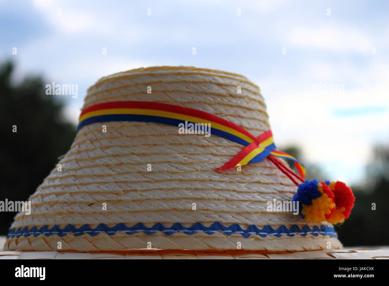 Romanian straw hat from the Maramures region Stock Photo - Alamy