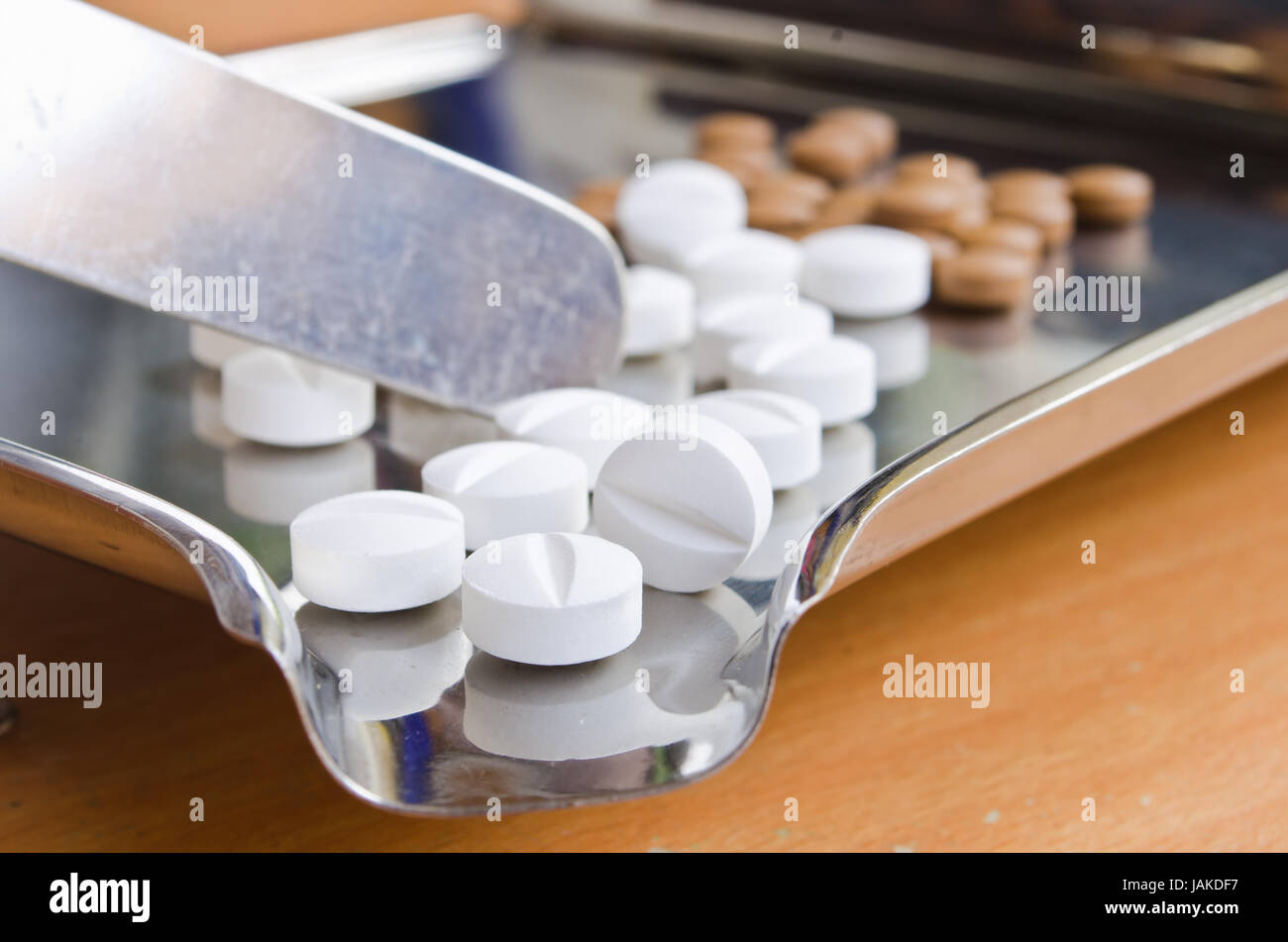 Pharmacy pill counting tray hi-res stock photography and images - Alamy