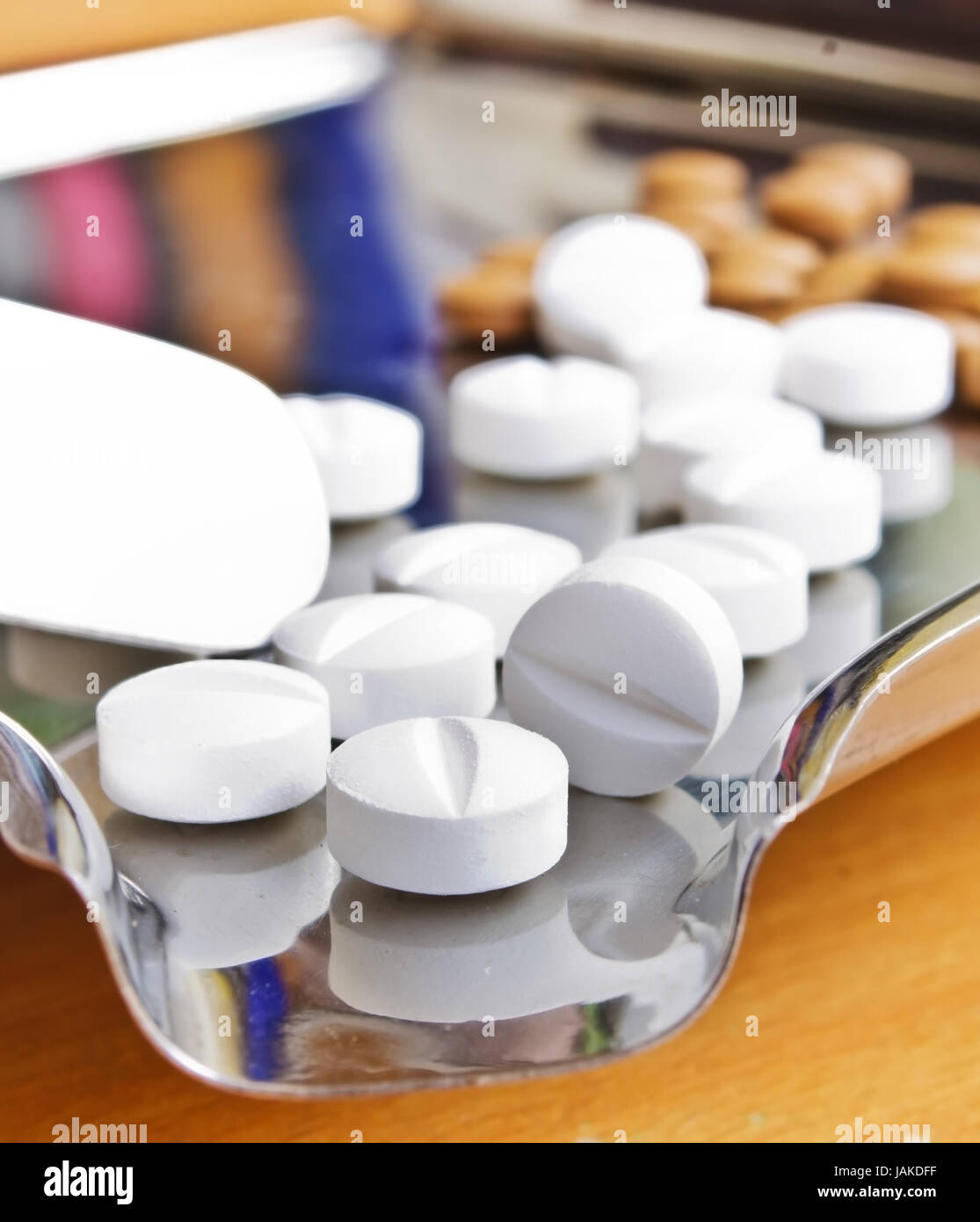 Pharmacy pill counting tray hi-res stock photography and images - Alamy